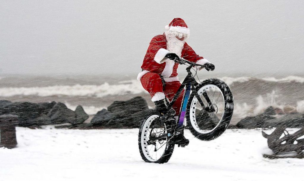 Christmas: Unwrapping 4 Festive UK Routes to Get You in the Mood - BIKE ...