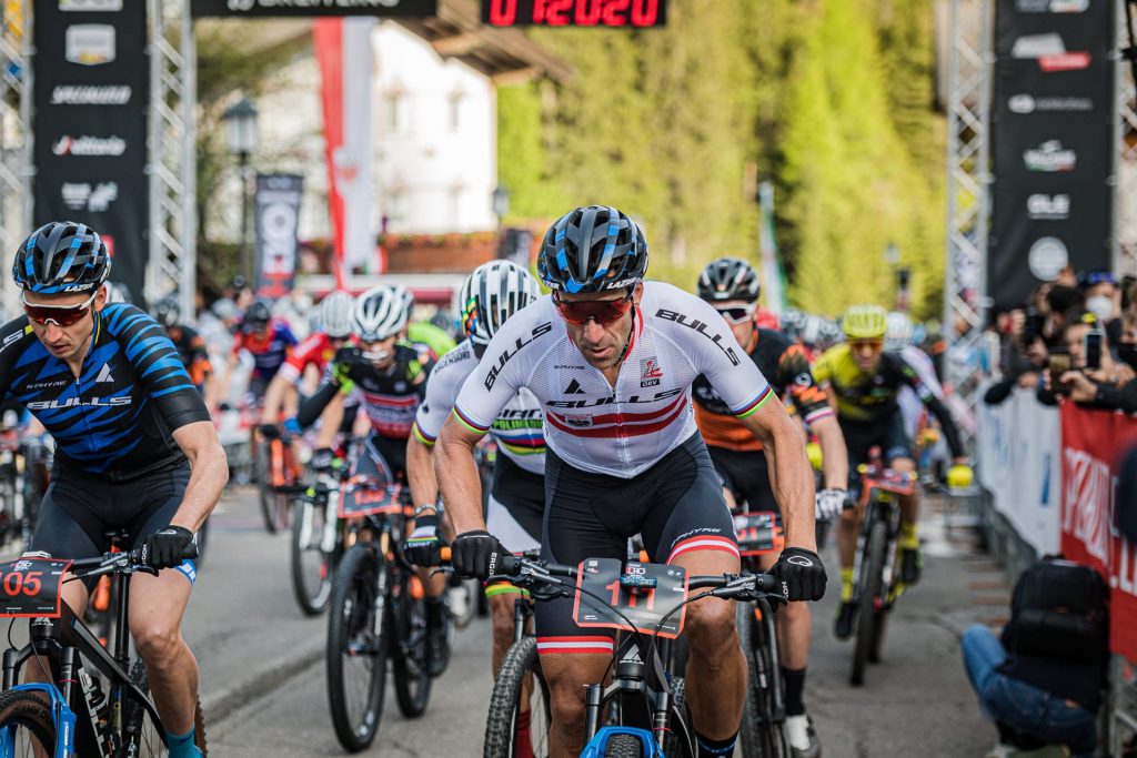 The Giants of MTB at the 2022 BMW HERO Südtirol Dolomites - BIKE Magazine